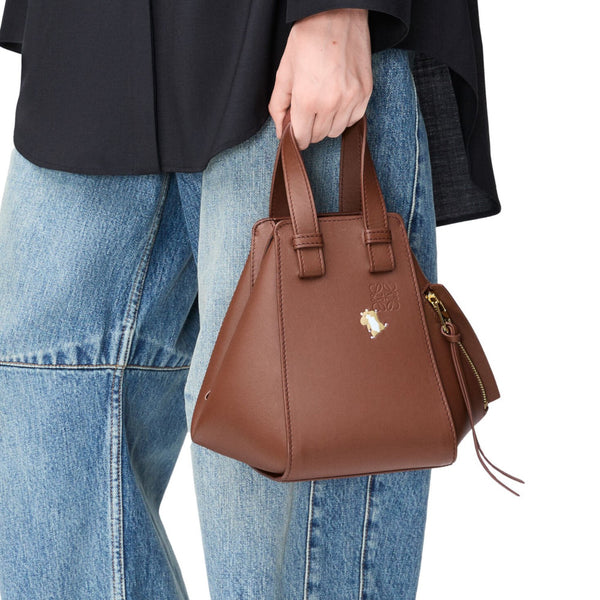 LOEWE Hamster compact Hammock bag in nappa calfskin A538H13X46 – BORDER ...